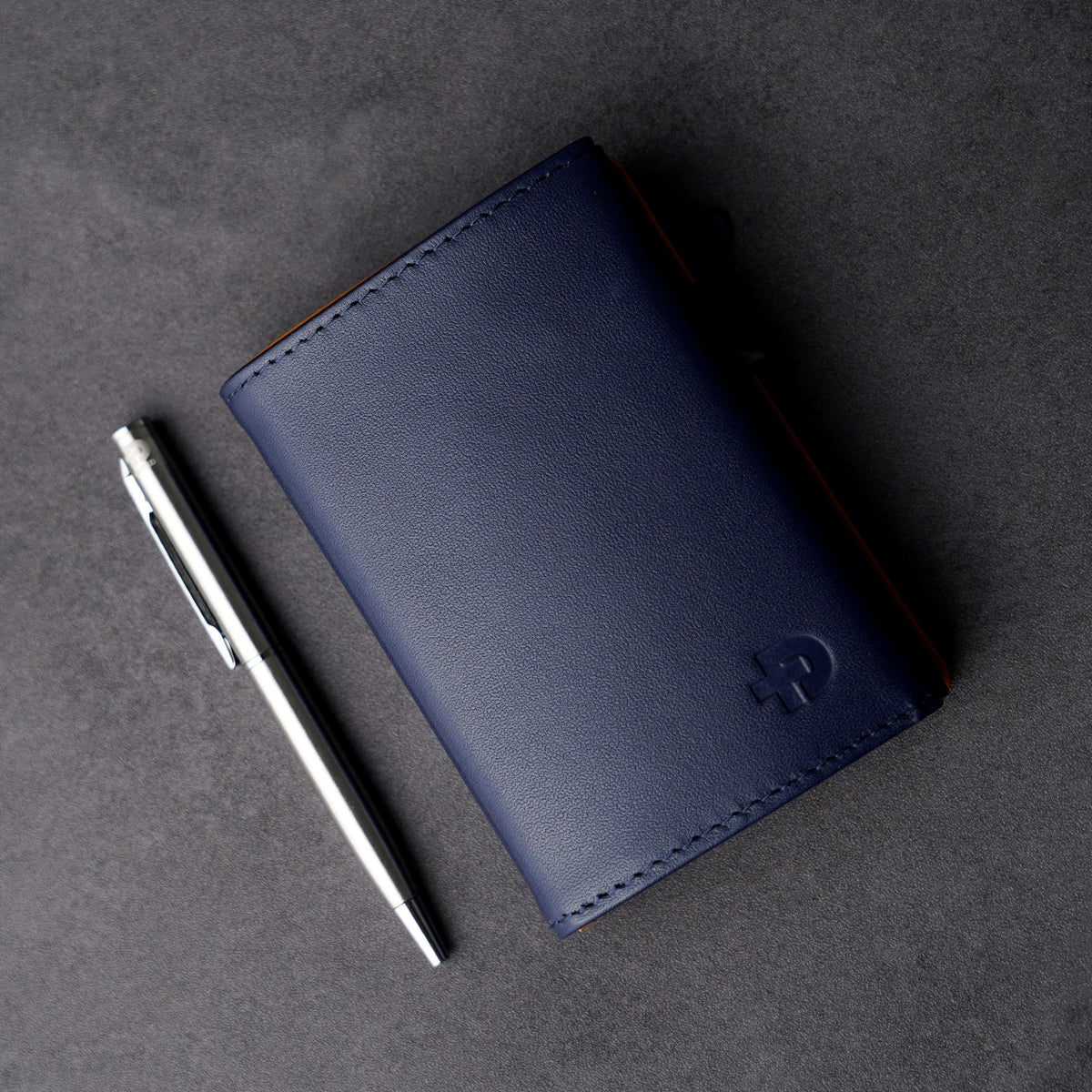 Explorer Wallet - Leather Edition